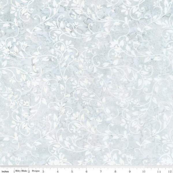 Expressions Batiks Elementals Candy Coated Fog Gray | Riley Blake Designs